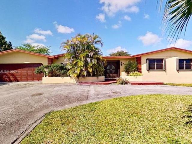8965 SW 126th Terrace, Miami, FL 33176