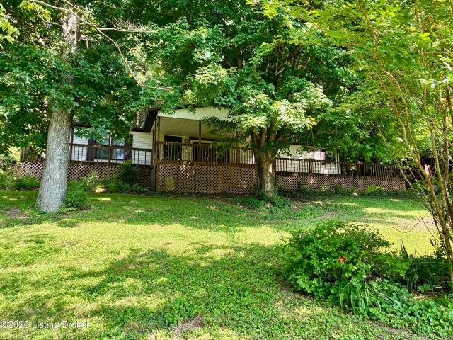 8969 Peonia Rd
