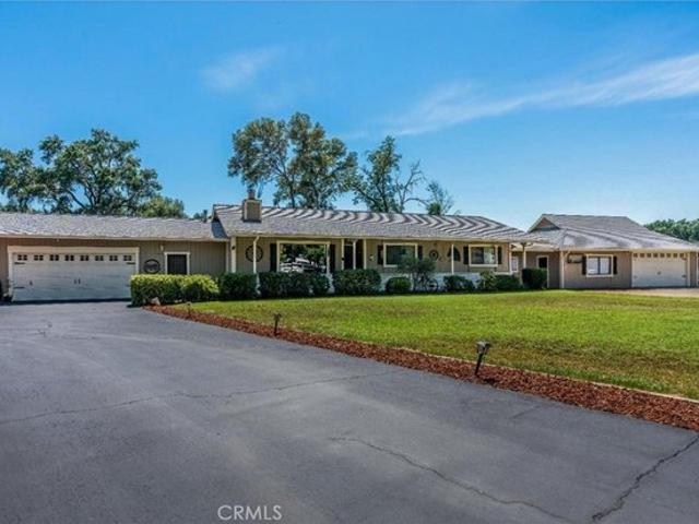 8960 East Rd, Redwood Valley, CA 95470