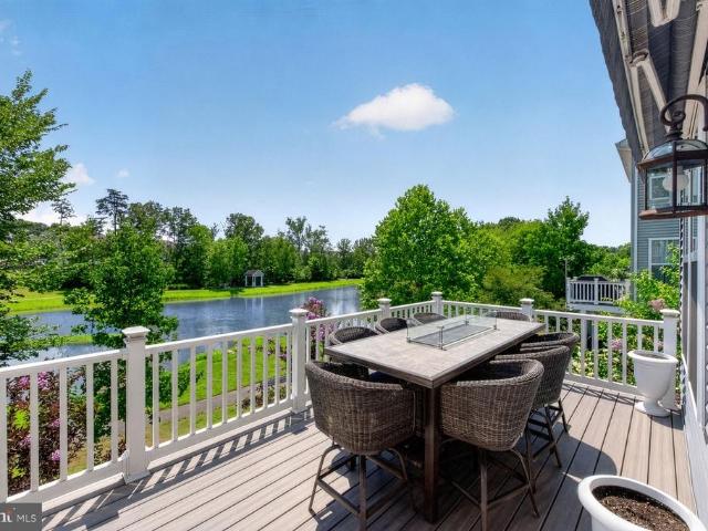 8962 Englewood Farms Drive
