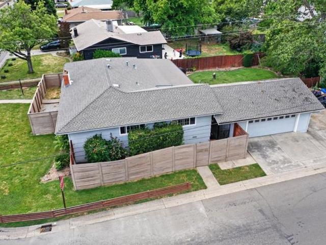 8963 Pershing Ave, Orangevale, CA 95662