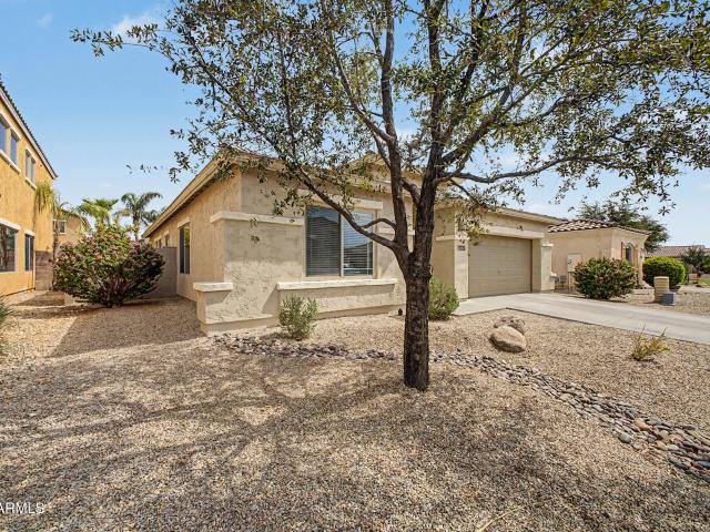 896 e la costa place