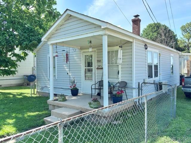896 E Main St Street