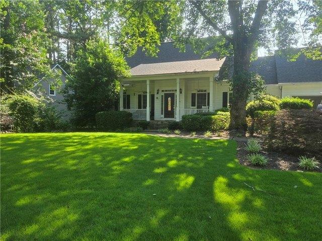 896 Fairwood Way NW, Acworth, GA 30101