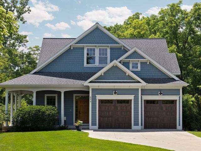896 Incochee Woods Dr, Traverse City, MI 49684