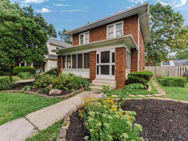 896 S Cassingham Rd, Bexley, OH 43209