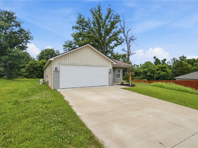 896 S Snyder Springs Loop