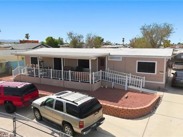 896 Terrace Dr, Bullhead City, AZ 86442