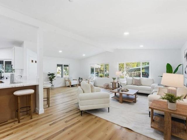8975 Lawrence Welk Dr Spc 446, Escondido, CA 92026