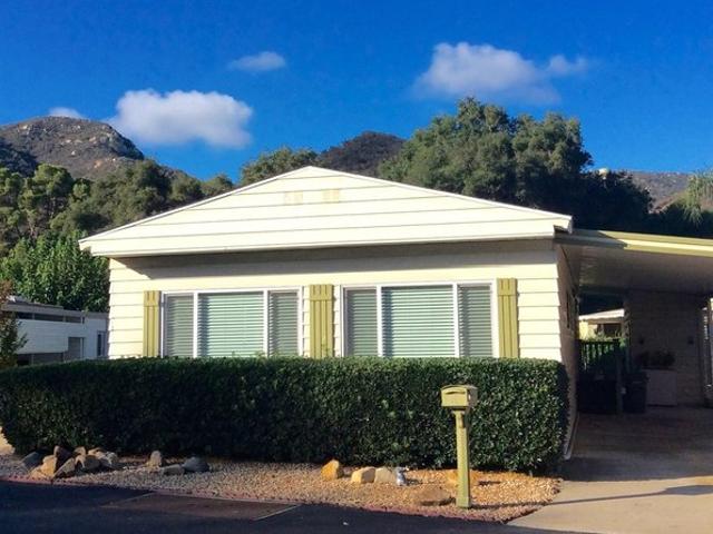 8975 Lawrence Welk Dr Spc 52, Escondido, CA 92026
