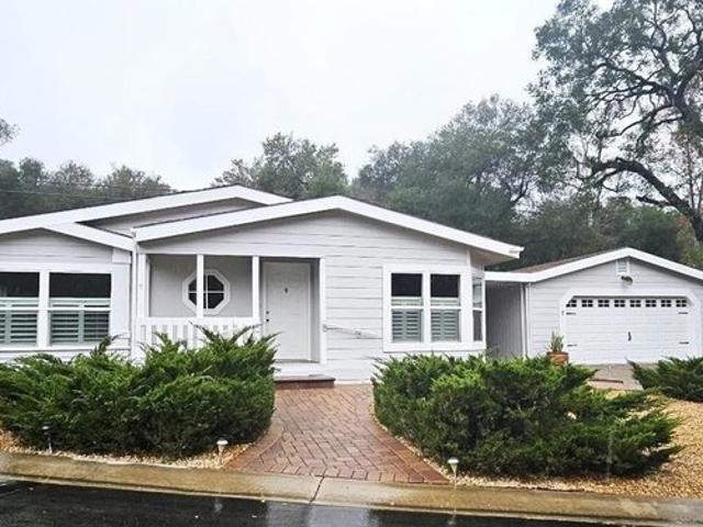 8975 Lawrence Welk Dr Spc 7, Escondido, CA 92026