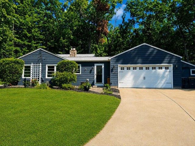 8978 Wendalyn Way, Kalamazoo, MI 49009