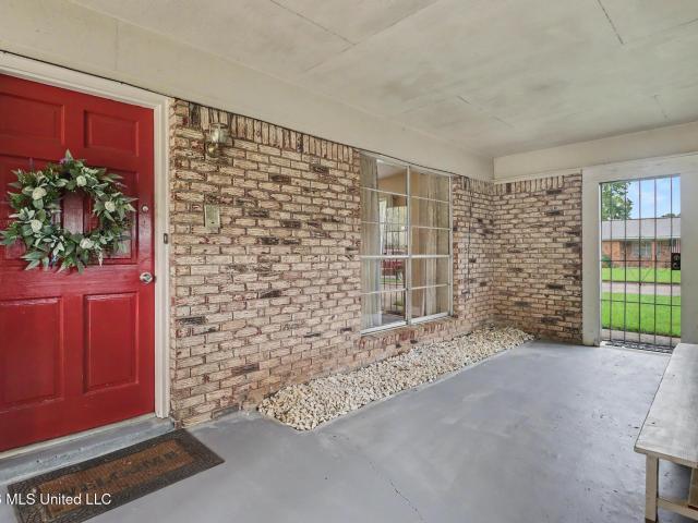897 Auburn Drive