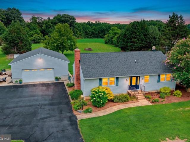 897 Blackbird Landing Rd, Townsend, DE 19734