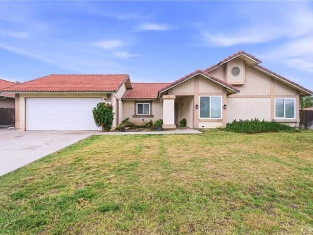 897 Digby Dr, Hemet, CA 92545