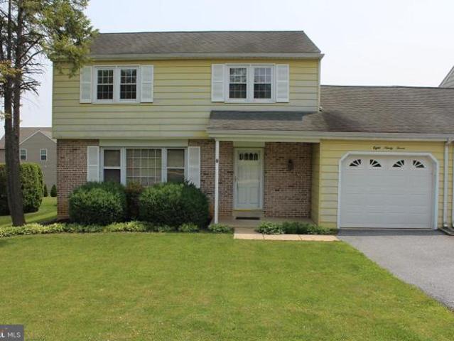 897 Hornig Rd, Lancaster, PA 17601
