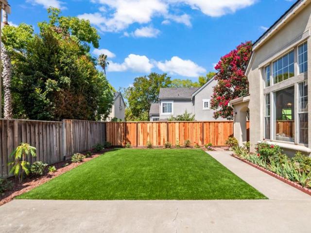 897 Markham Terrace