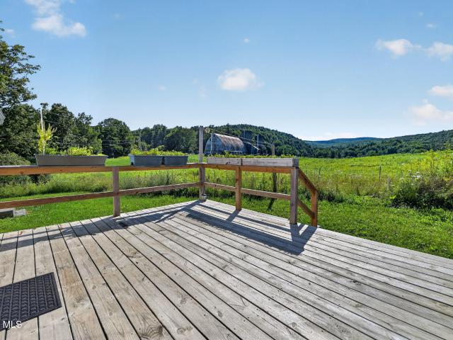 897 W Richmondville Road