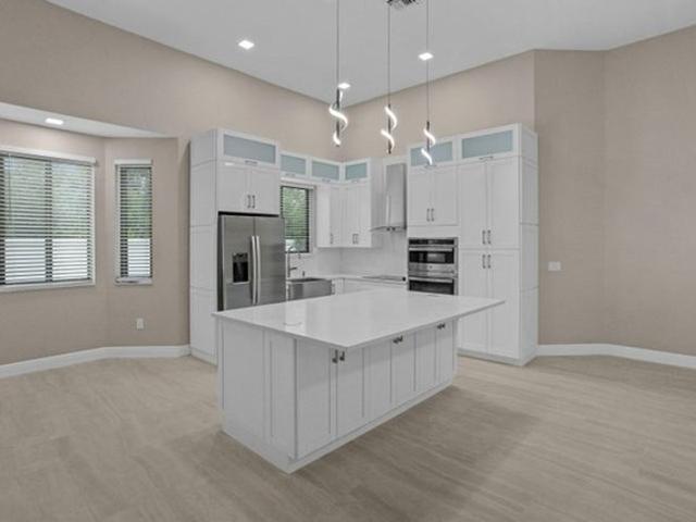 8985 NW 45th Ct, Coral Springs, FL 33065