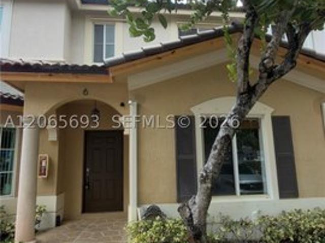 8986 W Flagler St Apt 6, Miami, FL 33174
