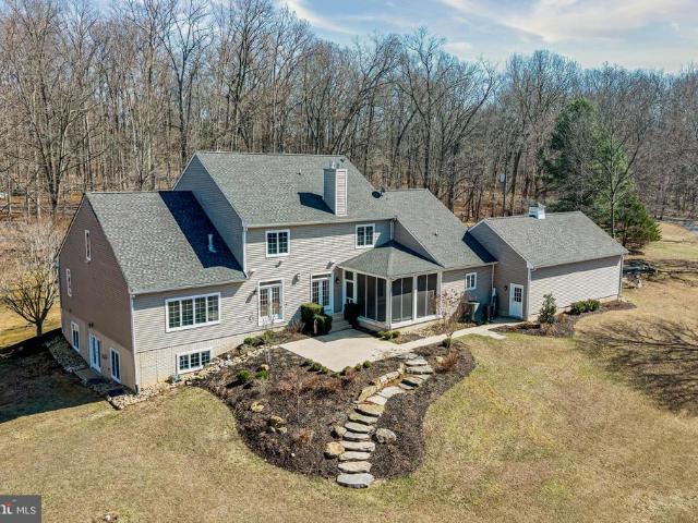 8986 woodward rd
