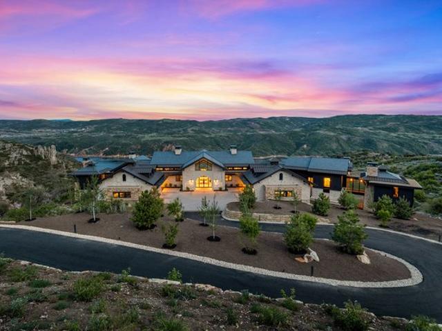 8988 N Sleeping Rock Cir, Kamas, UT 84036