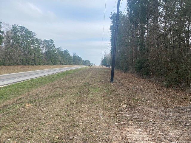 8989 US Highway 190 W, Livingston, TX 77351