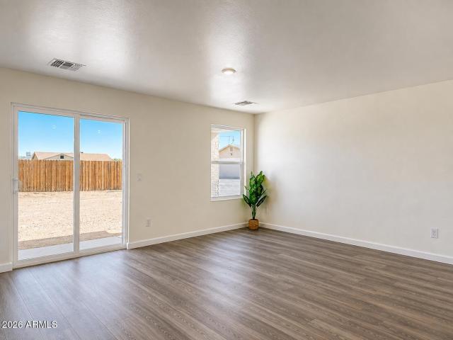 8980 W RAVEN Drive