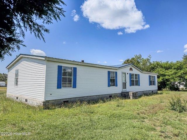898 Brisson Rd, Saint Pauls, NC 28384