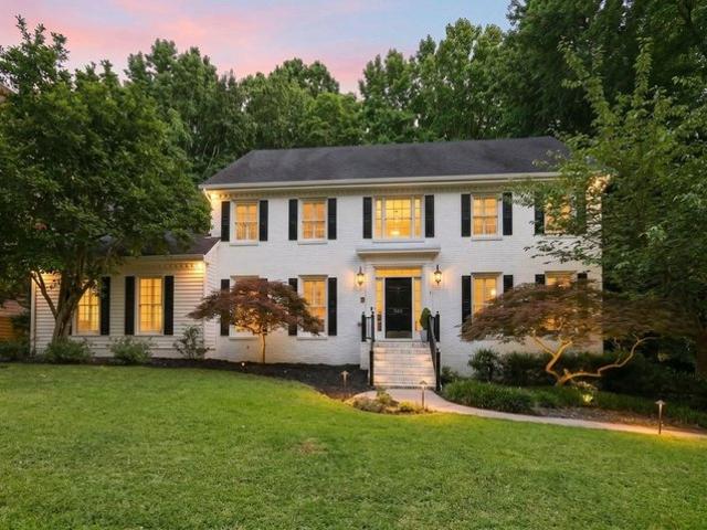 898 Byrnwyck Rd NE, Atlanta, GA 30319