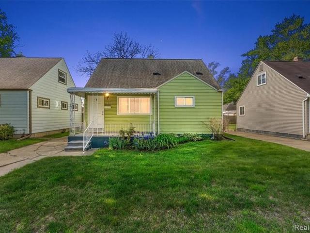 898 E Barrett Ave, Madison Heights, MI 48071