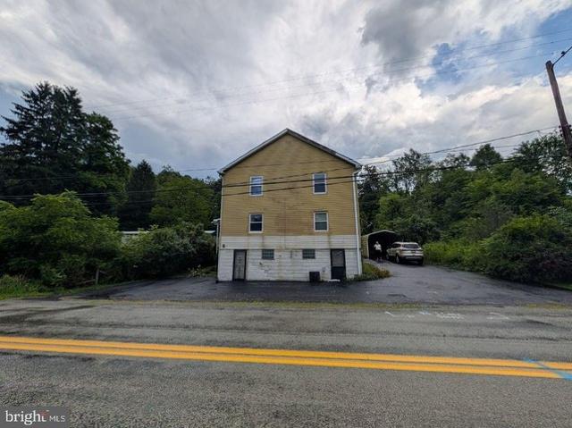 898 Joffre Cherry Valley Rd, Burgettstown, PA 15021