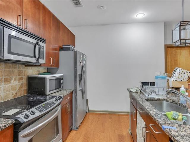 898 Oak St SW, Unit 3227, Atlanta, GA 30310 | MLS #7709 | Compass