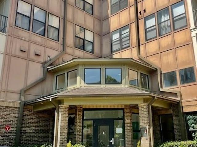 898 Oak Street SW 1321
