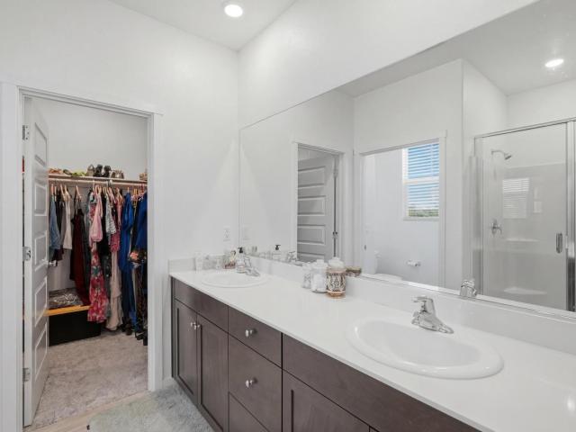 898 Lk Pk Cir, Galt, CA 95632 | MLS #226063
