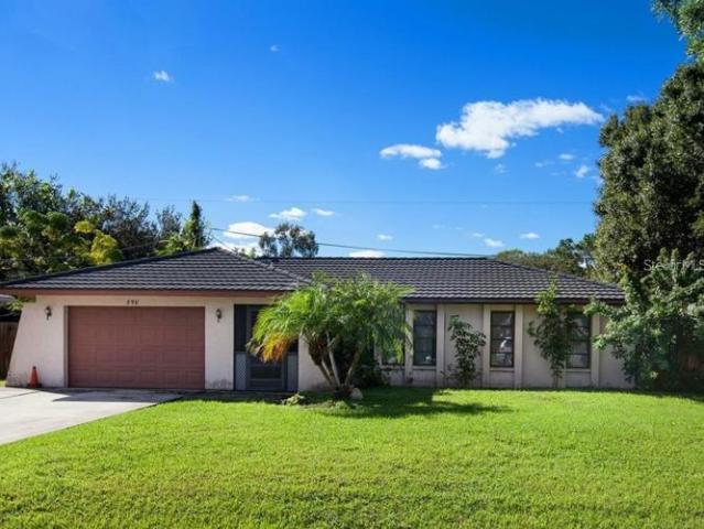 898 Tanager Rd, Venice, FL 34293
