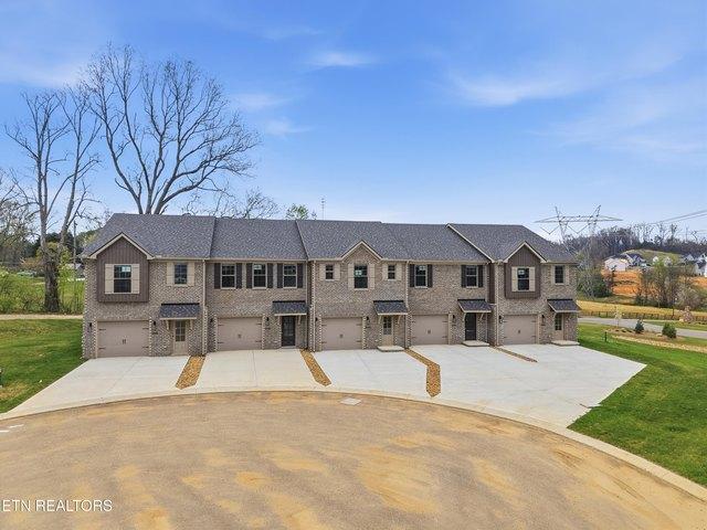 8996 Keenberg Ln, Knoxville, TN 37931