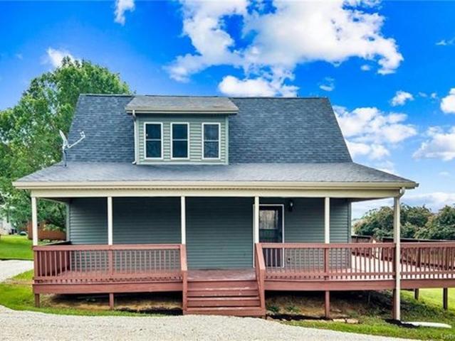 8998 W Rogers Ln, Eckerty, IN 47116