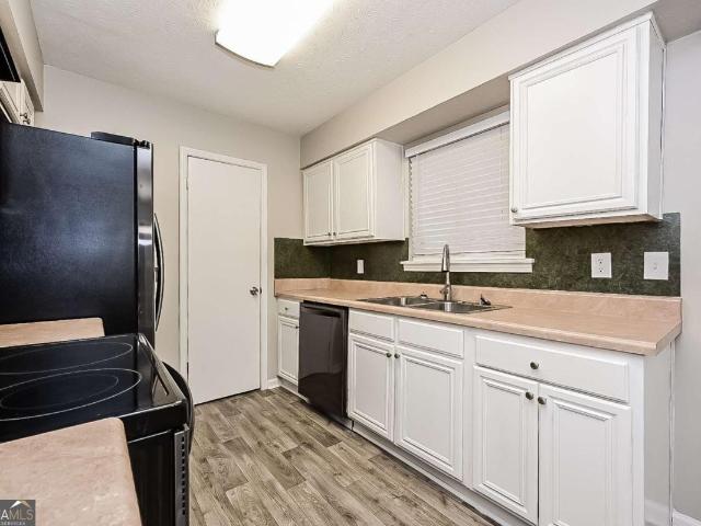 8990 Sterling Ridge Lane