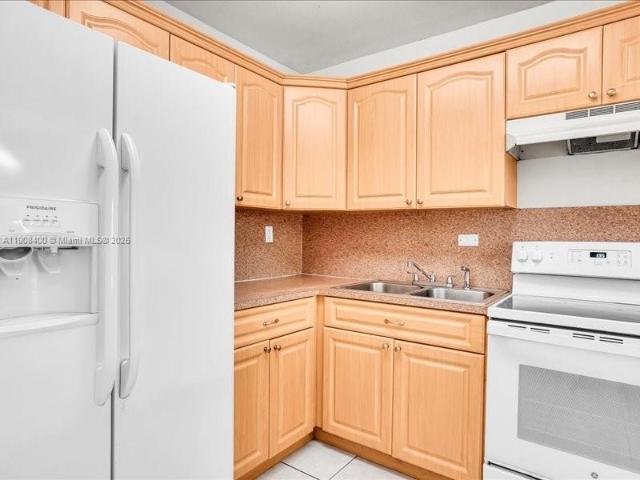 8990 SW 24th St, Unit 33, Miami, FL 33165 | MLS #A11908 | Compass