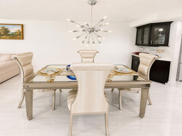 8990 S Hollybrook Blvd #210, Pembroke Pines, US, FL