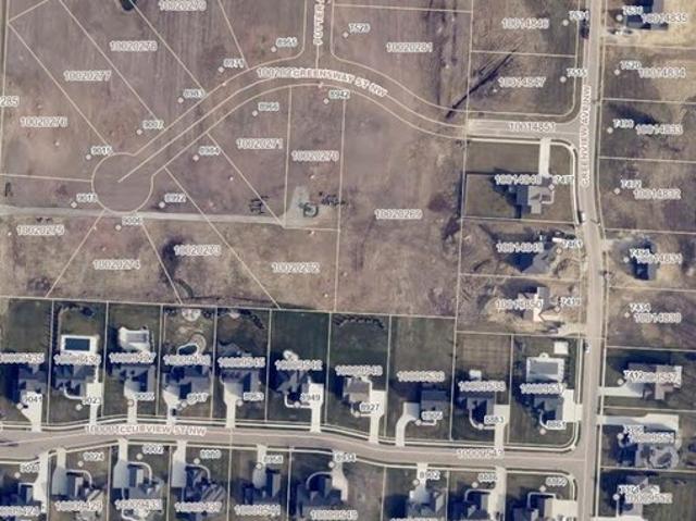 8992 Greensway St NW, Massillon, OH 44646
