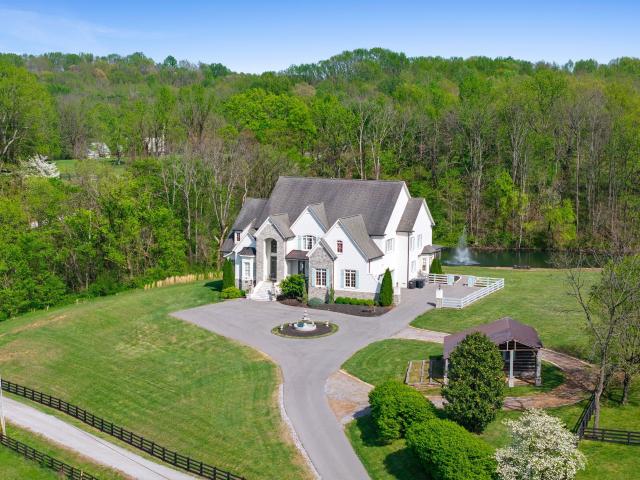 8992 Horton Hwy