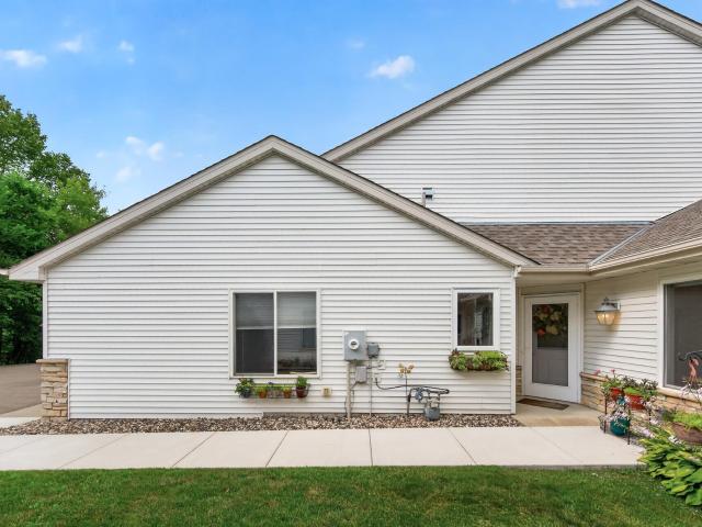 8992 Quail Court