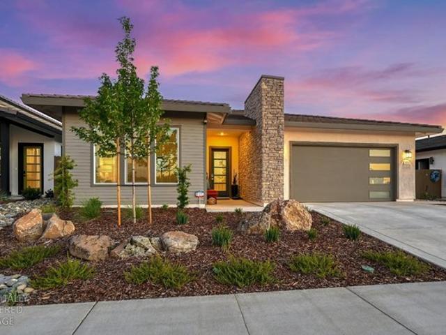 8993 Elliott Springs Dr, Elk Grove, CA 95624