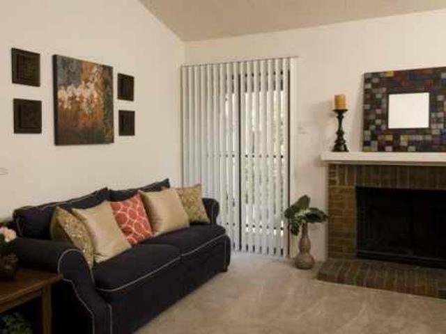 $899 / 1br 566ft² One Bedroom One Bath Instant Relocate!