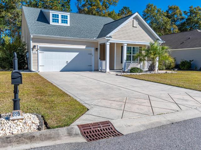 899 Callant Dr