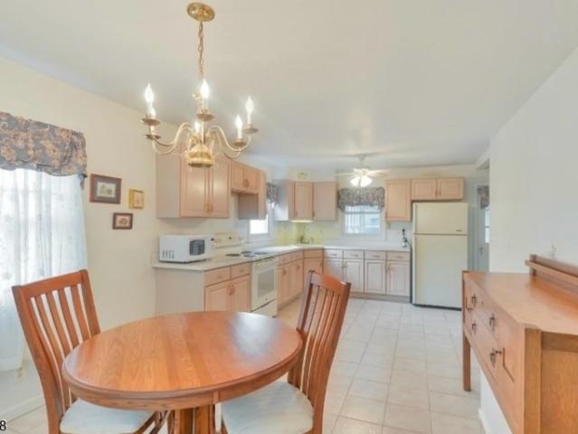 899 Green Pond Rd