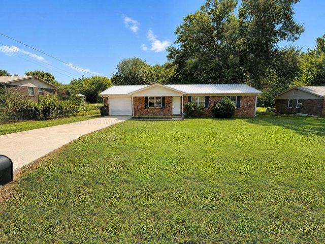 899 Hancock Dr E, Scottsboro, AL 35769
