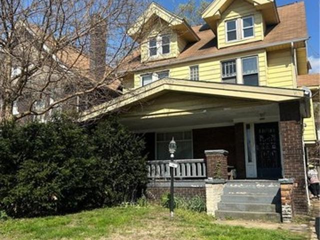 899 Herrick Rd, Cleveland, OH 44108